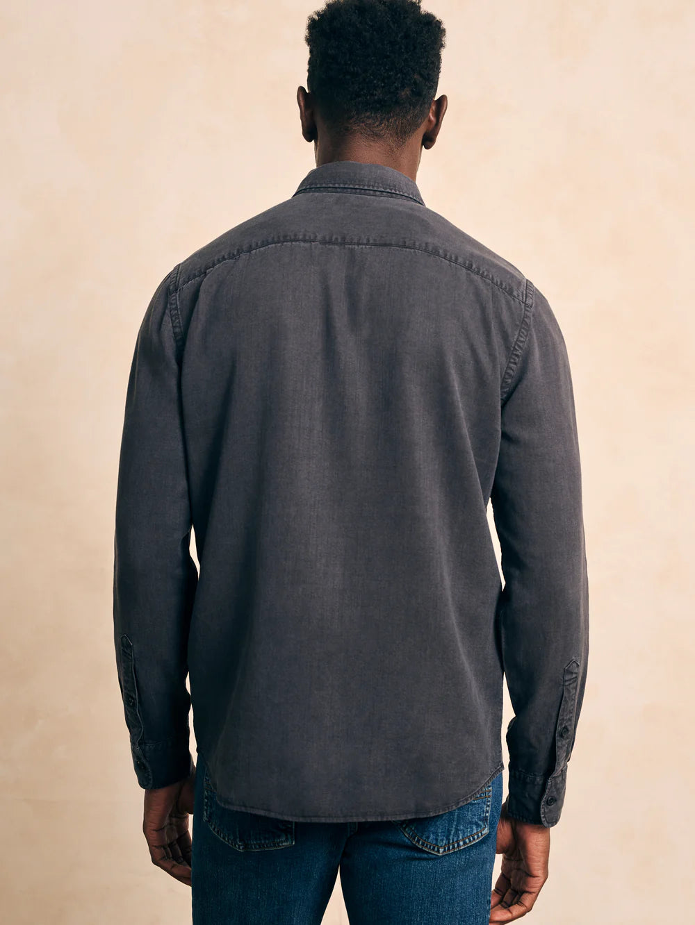 The Tried And True Chambray Shirt – Fore & Wharf